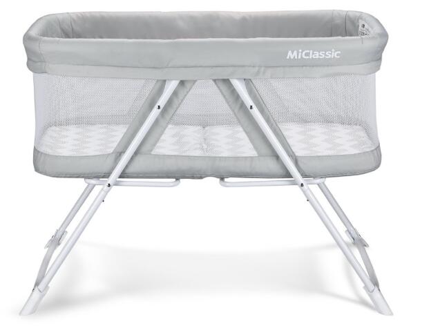 16 Best Portable Bassinet Reviews & Guides 2023 - Baby Love Swings