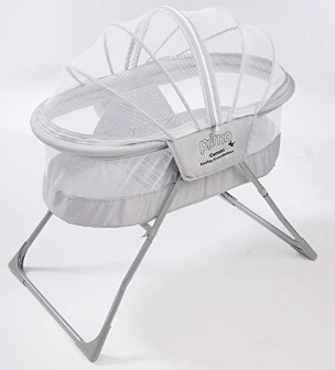 The 11 Best Small Bassinet Reviews For Small Space Or Portable Use